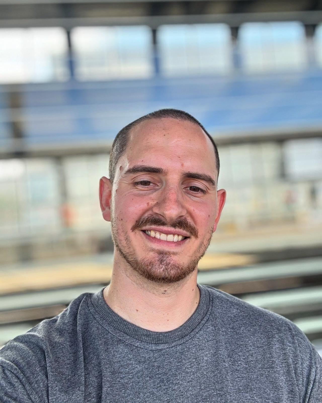 Veljko Veljkovic – Medium