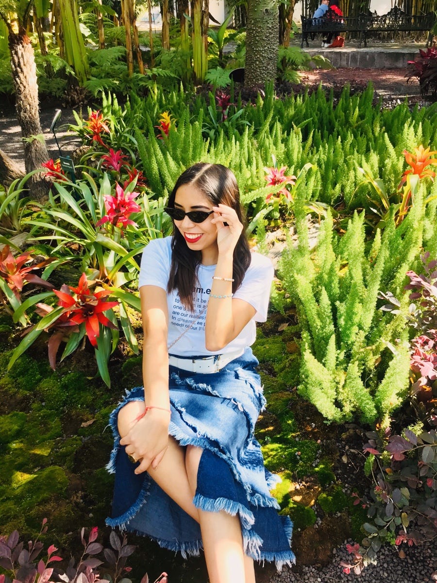 Marchella World – Medium