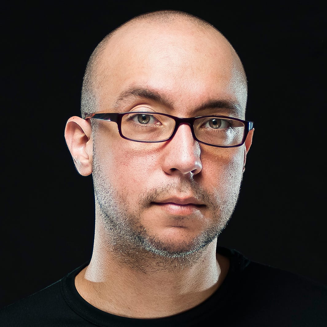 Alexis Trujillo – Medium