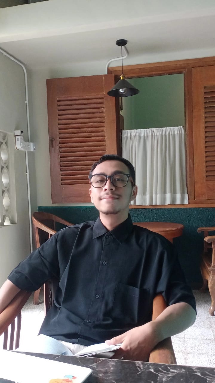 Zollan Nugraha – Medium