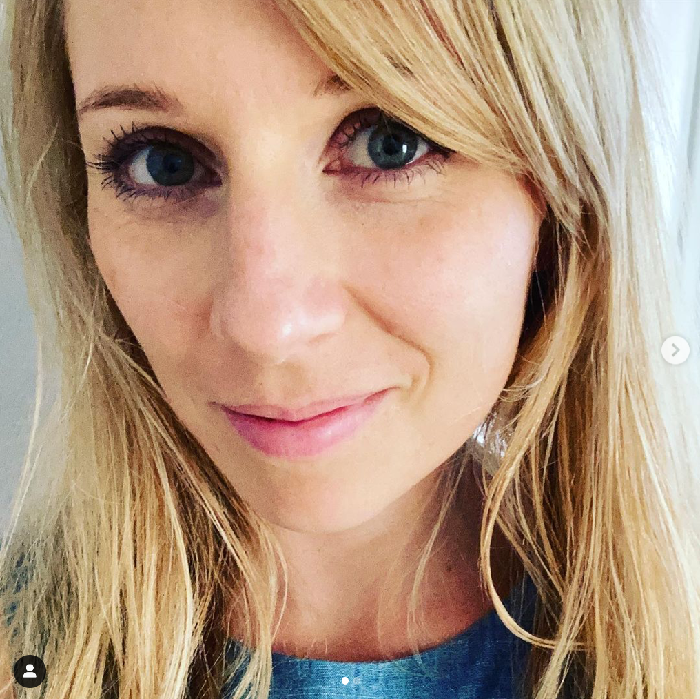 About – Amy Knight – Medium