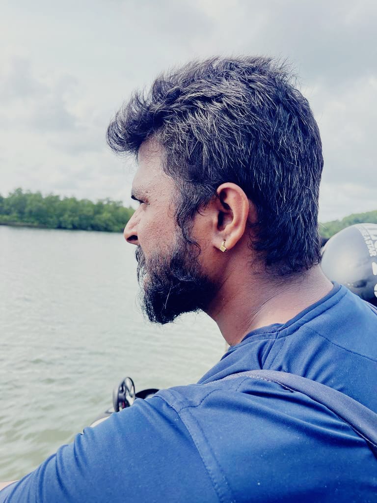 Pavan Moody – Medium