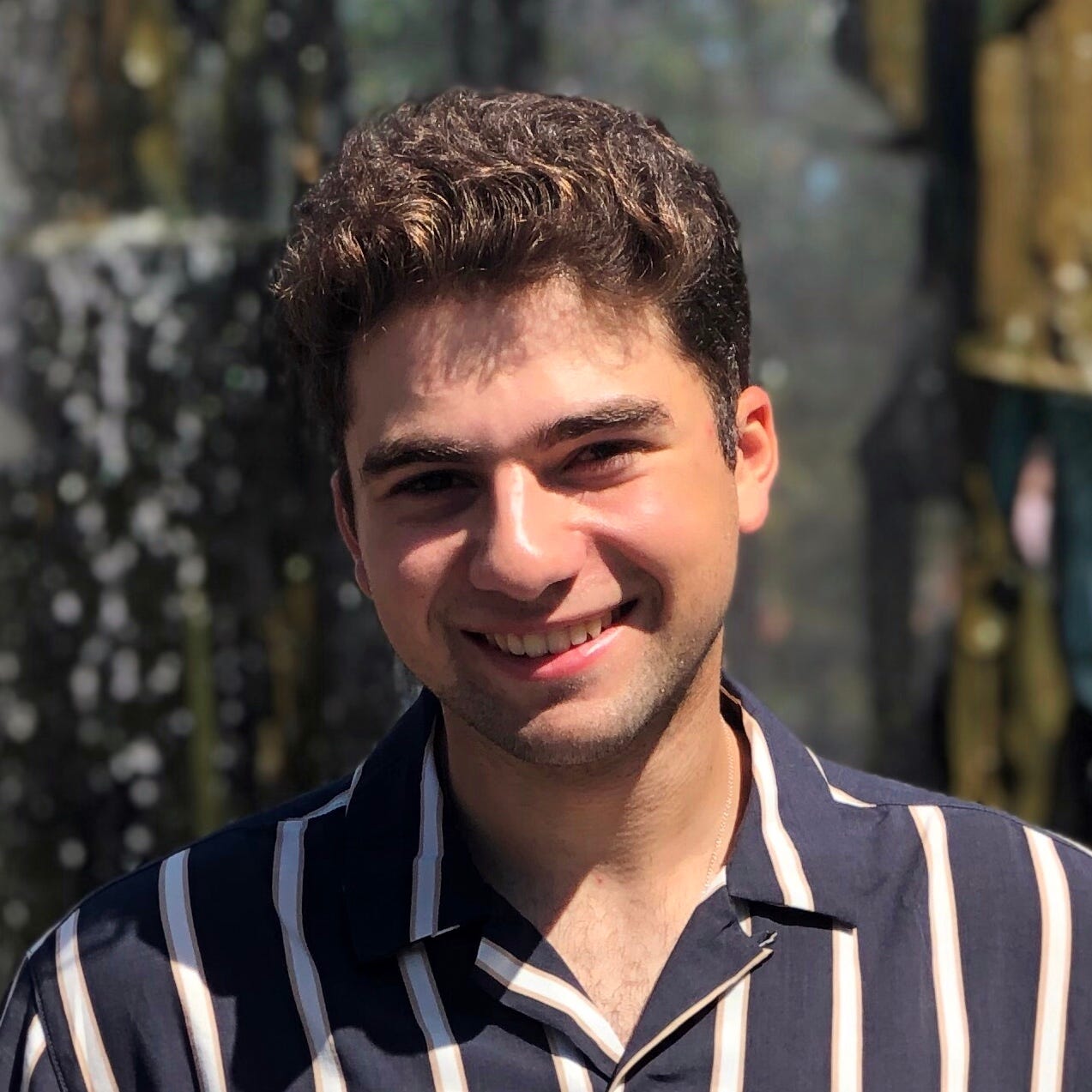 Jorge Zreik – Medium