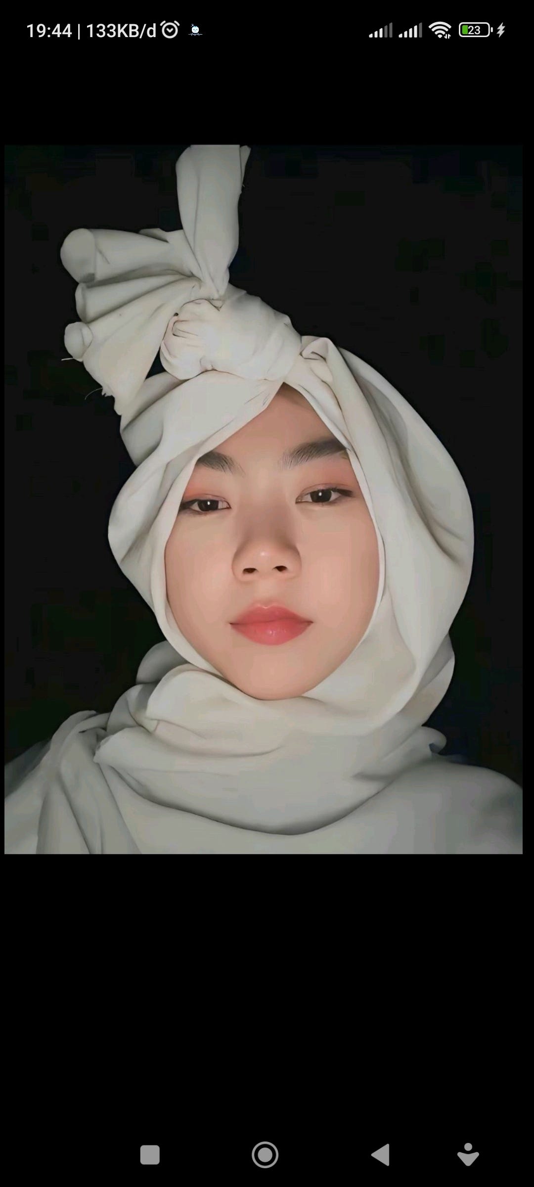 Colleen Robertson – Medium