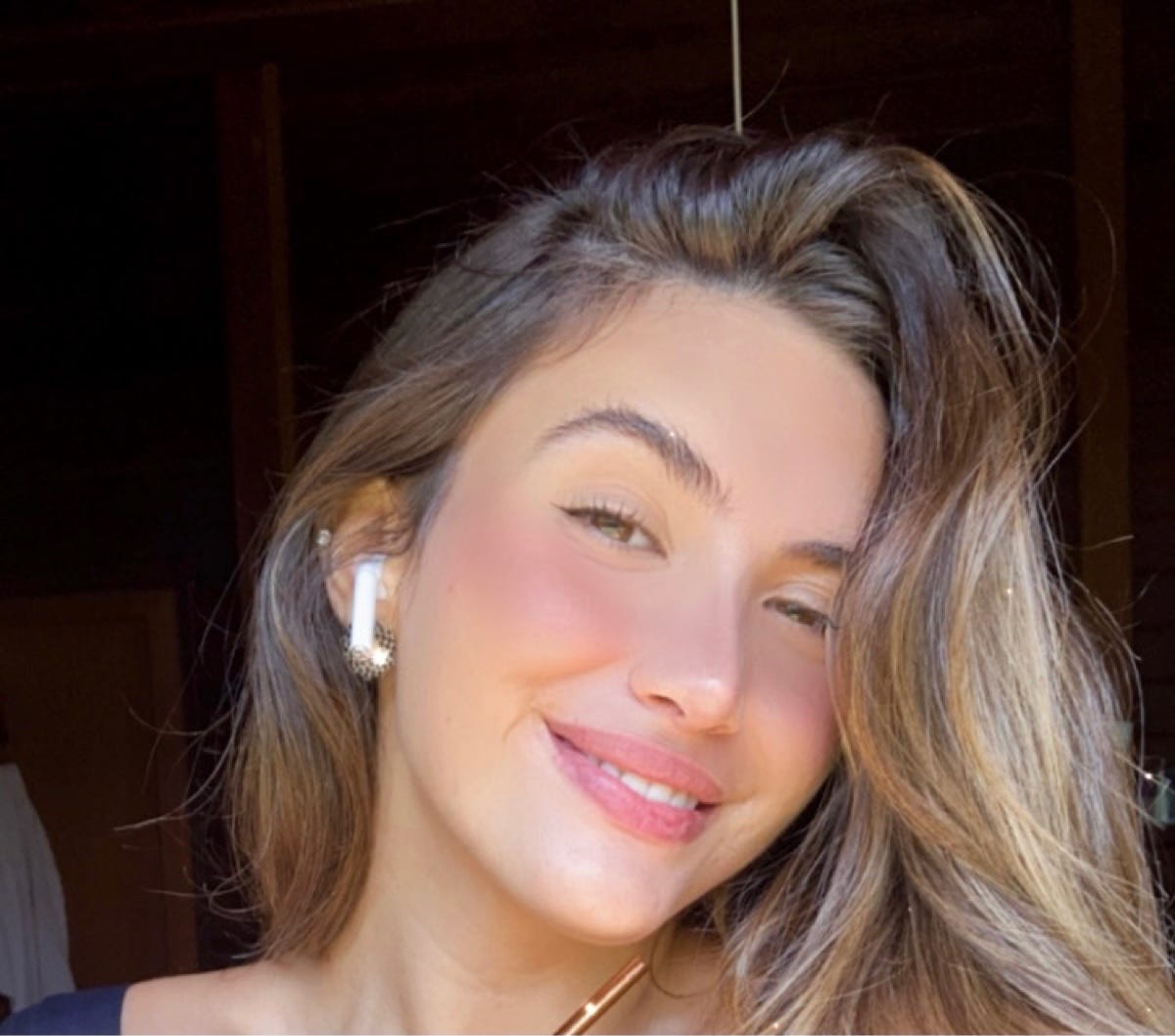 Isabela Horta – Medium