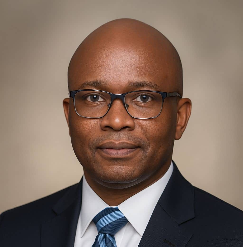 Eliam Cross – Medium