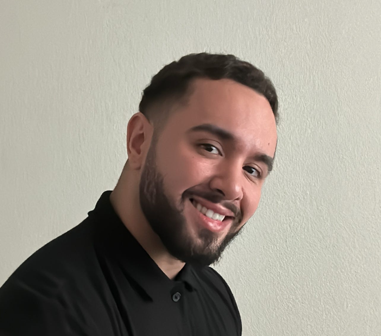 Raymond – Medium