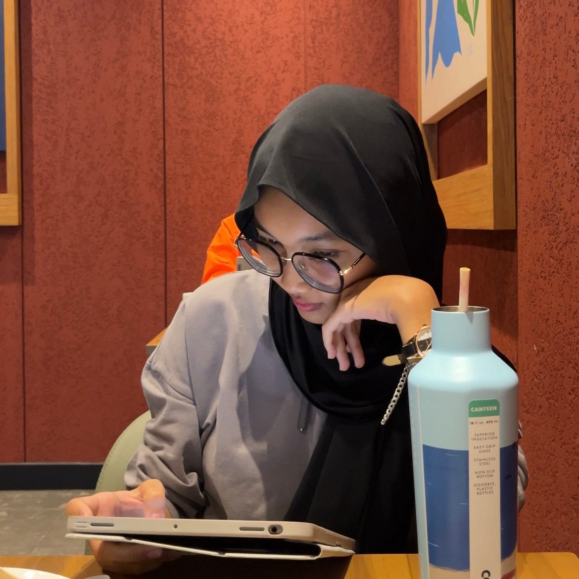 biru – Medium