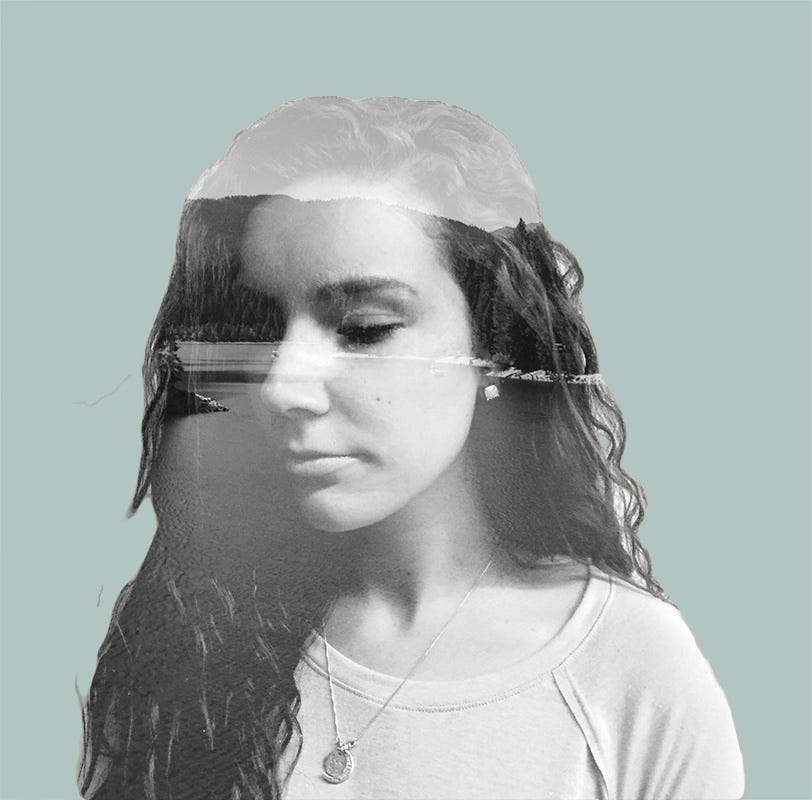 Analisa Hurt – Medium