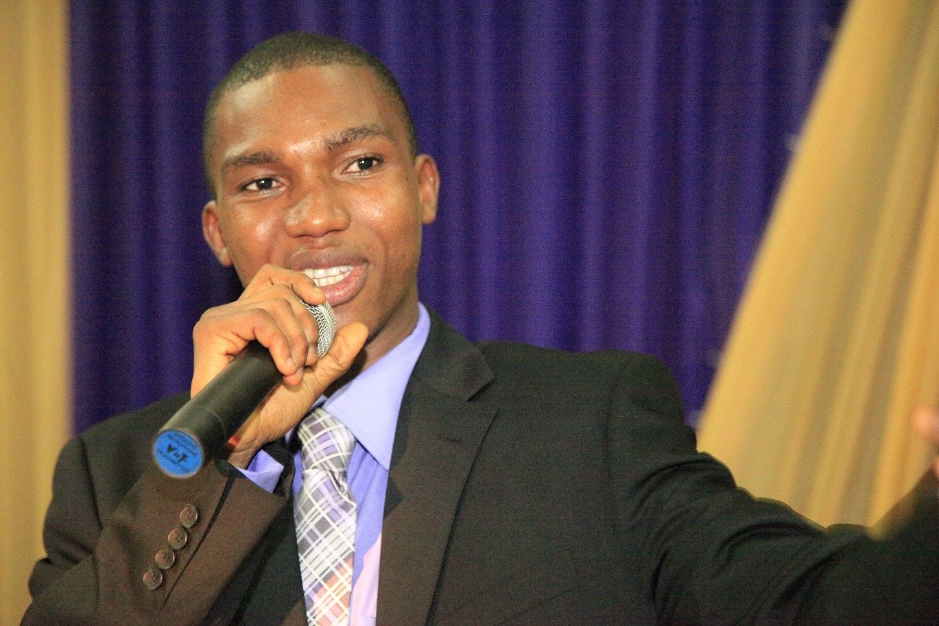 Alpha Bah – Medium