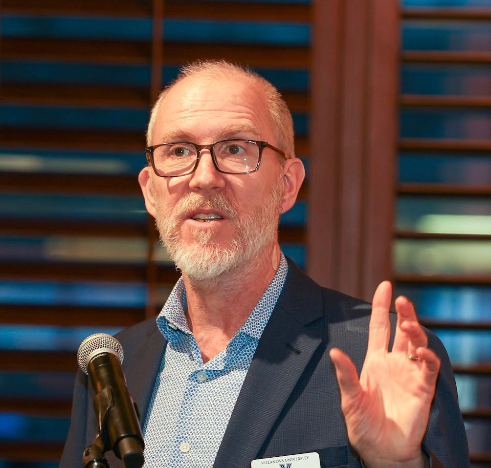 Joseph Lennon – Medium