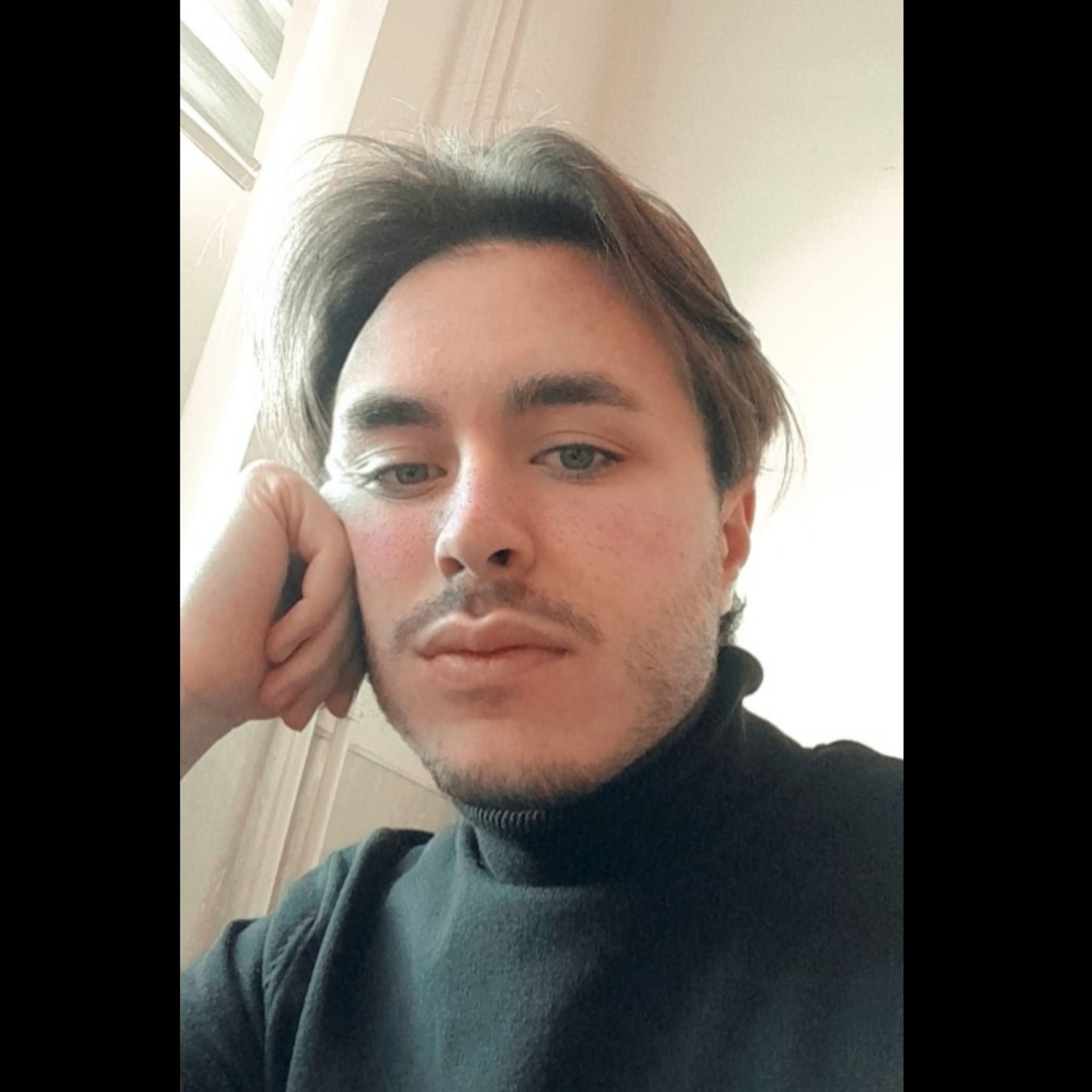 Alper Tan – Medium