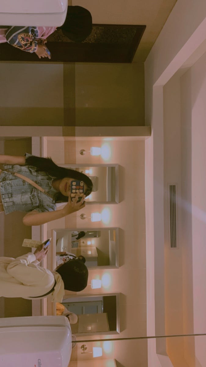 Stela Amelia – Medium