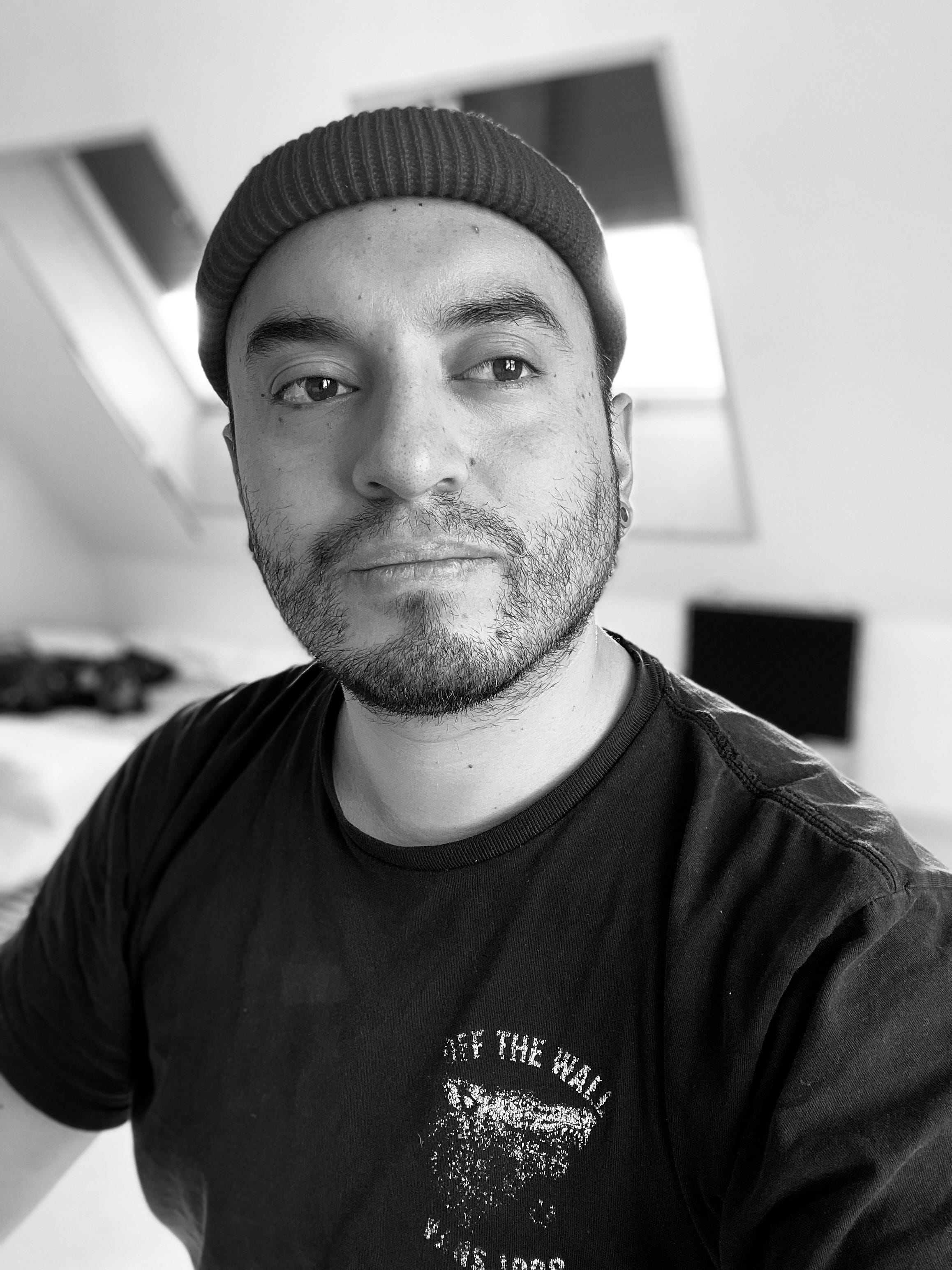 Anton F – Medium