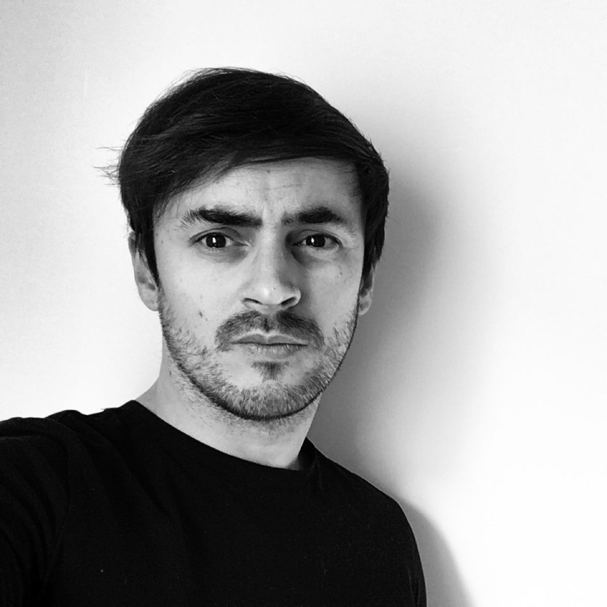 Alex Sanchez – Medium