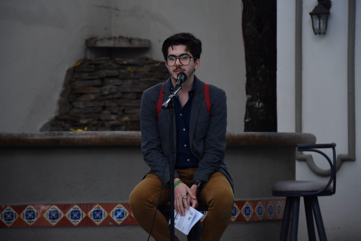 Fernando Balcázar – Medium