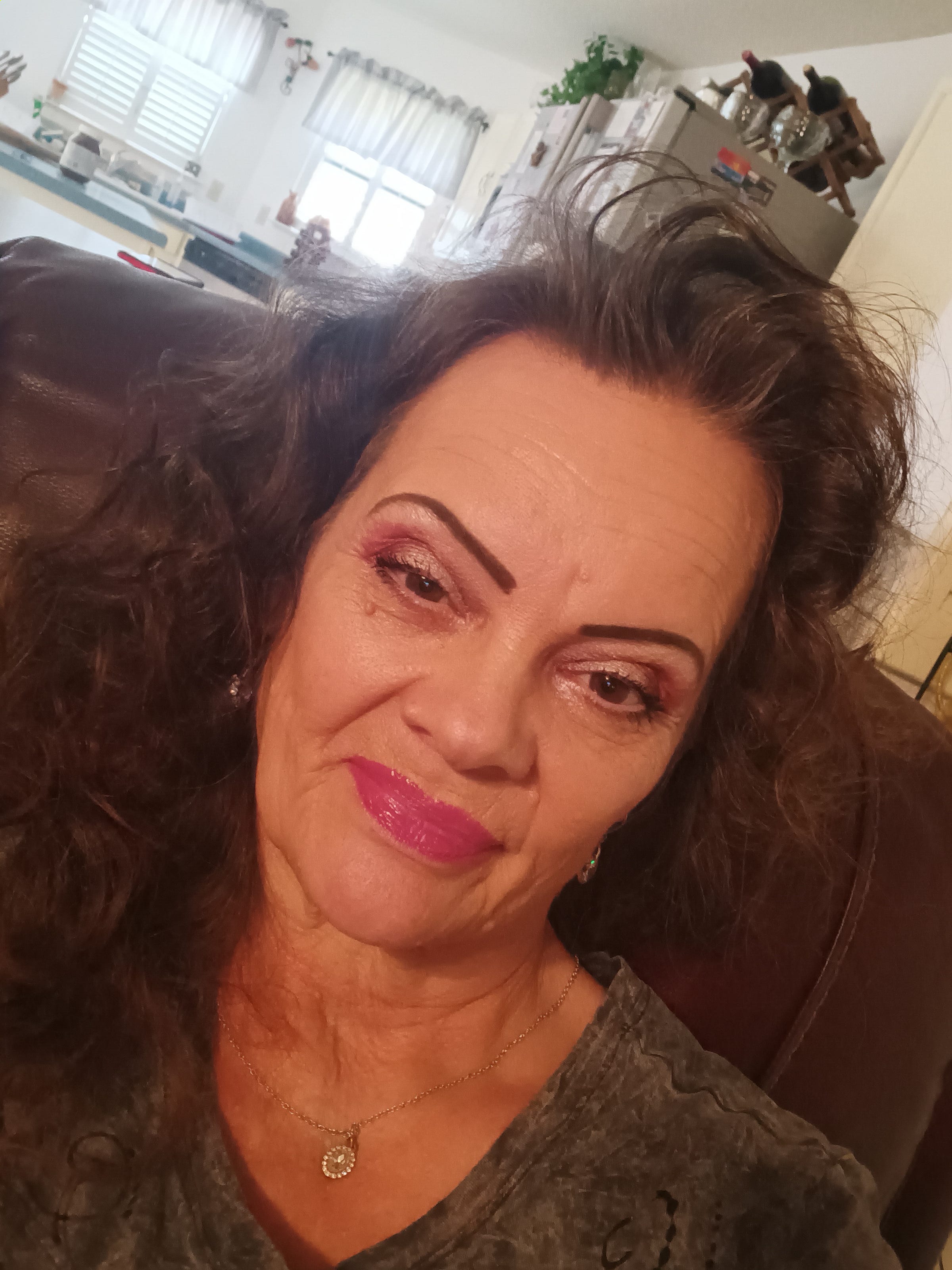 Petra Ashley Schmitt – Medium