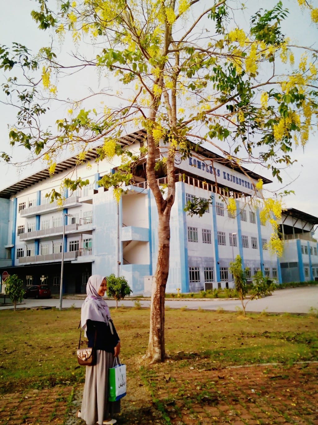 Dita Anggraini – Medium