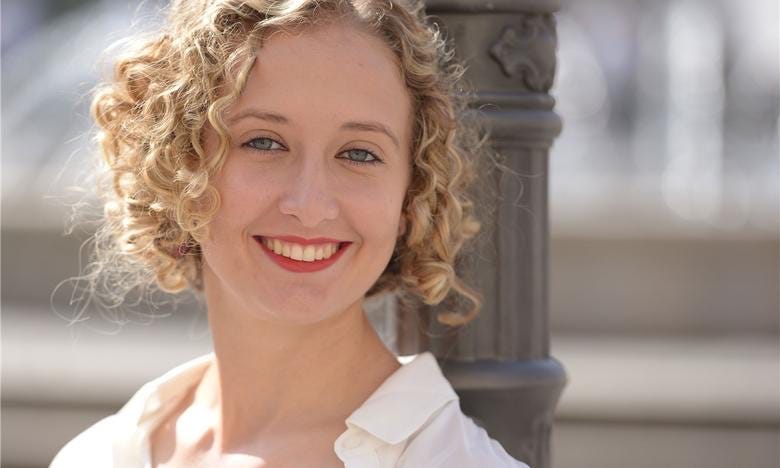 Louisa Poletti – Medium