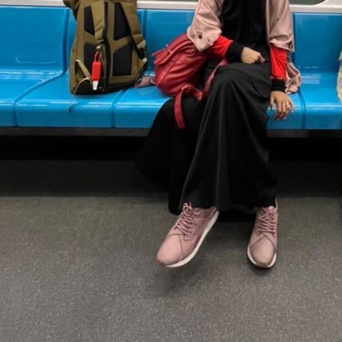 Ana Setyo Wati – Medium