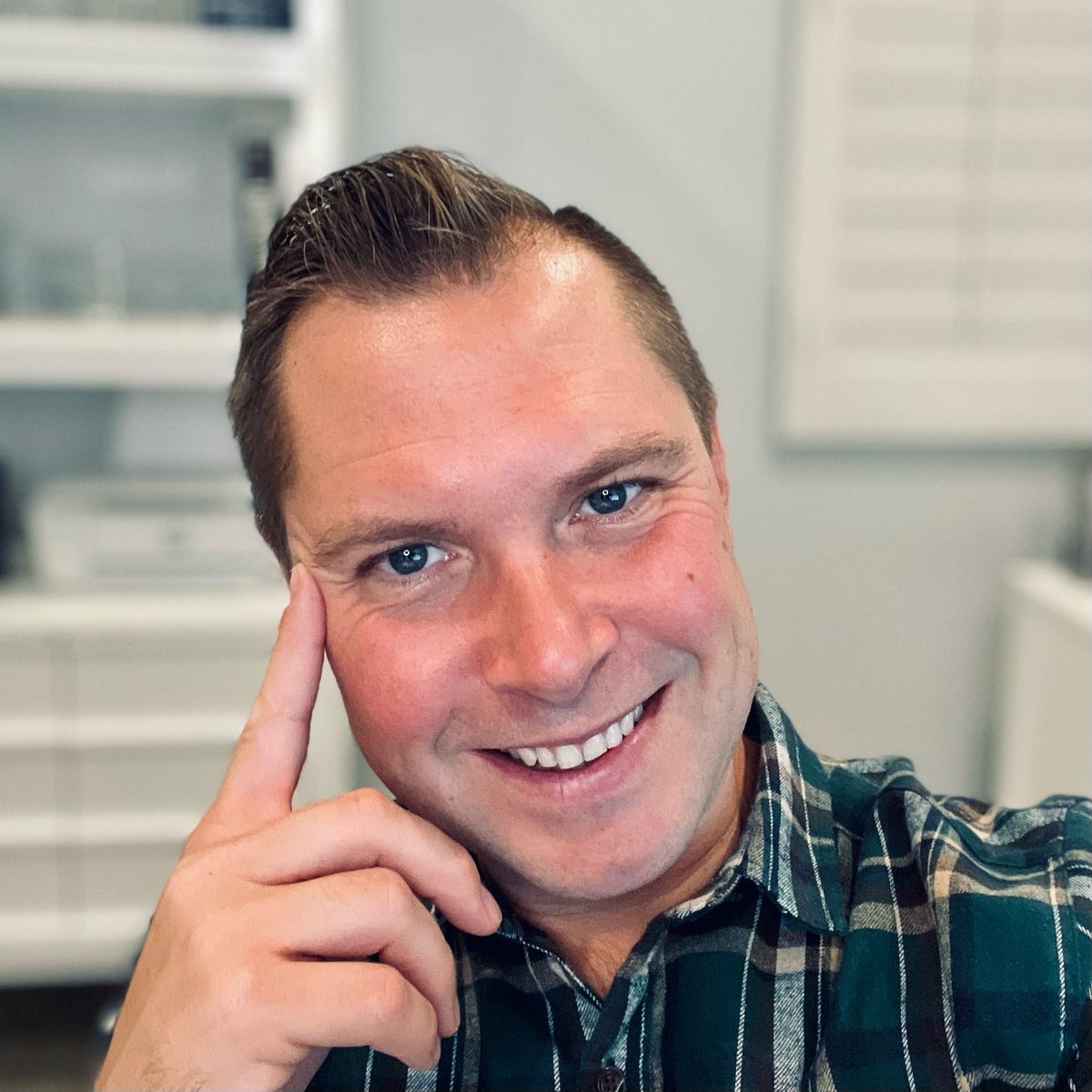 Andrew Matuszak – Medium