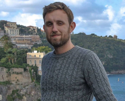Anthony Karge – Medium