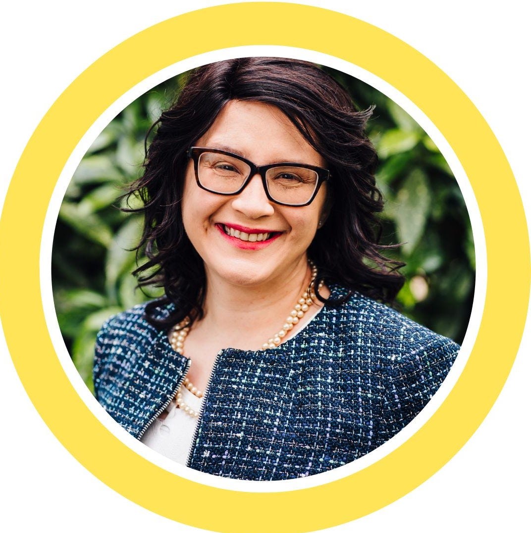 Daniela Valdes – Medium