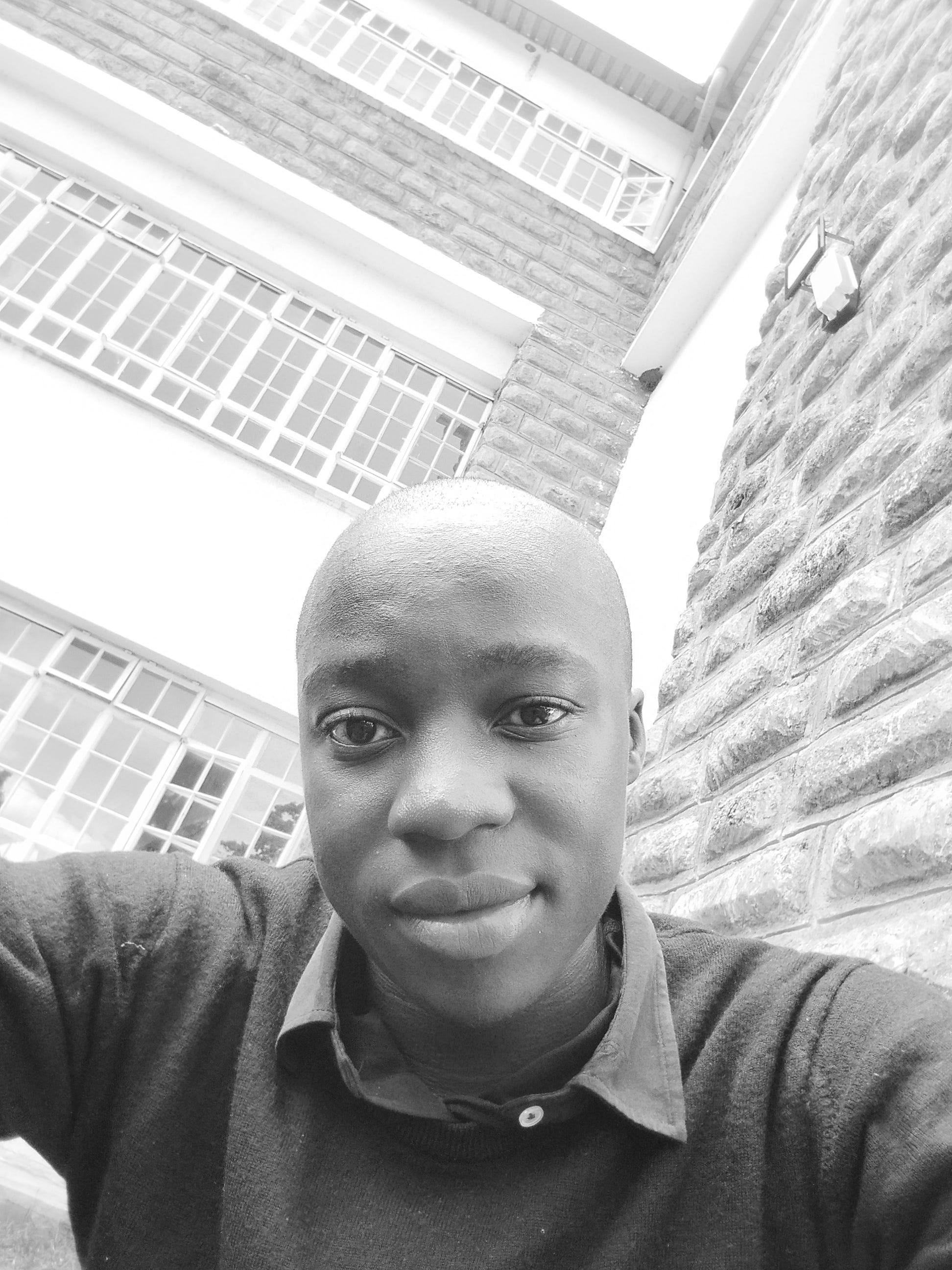 Gilack Odingo – Medium