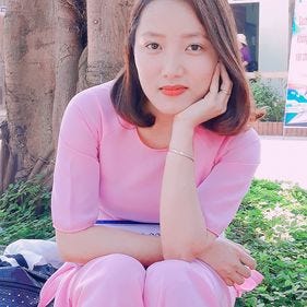 Xuan Hong – Medium