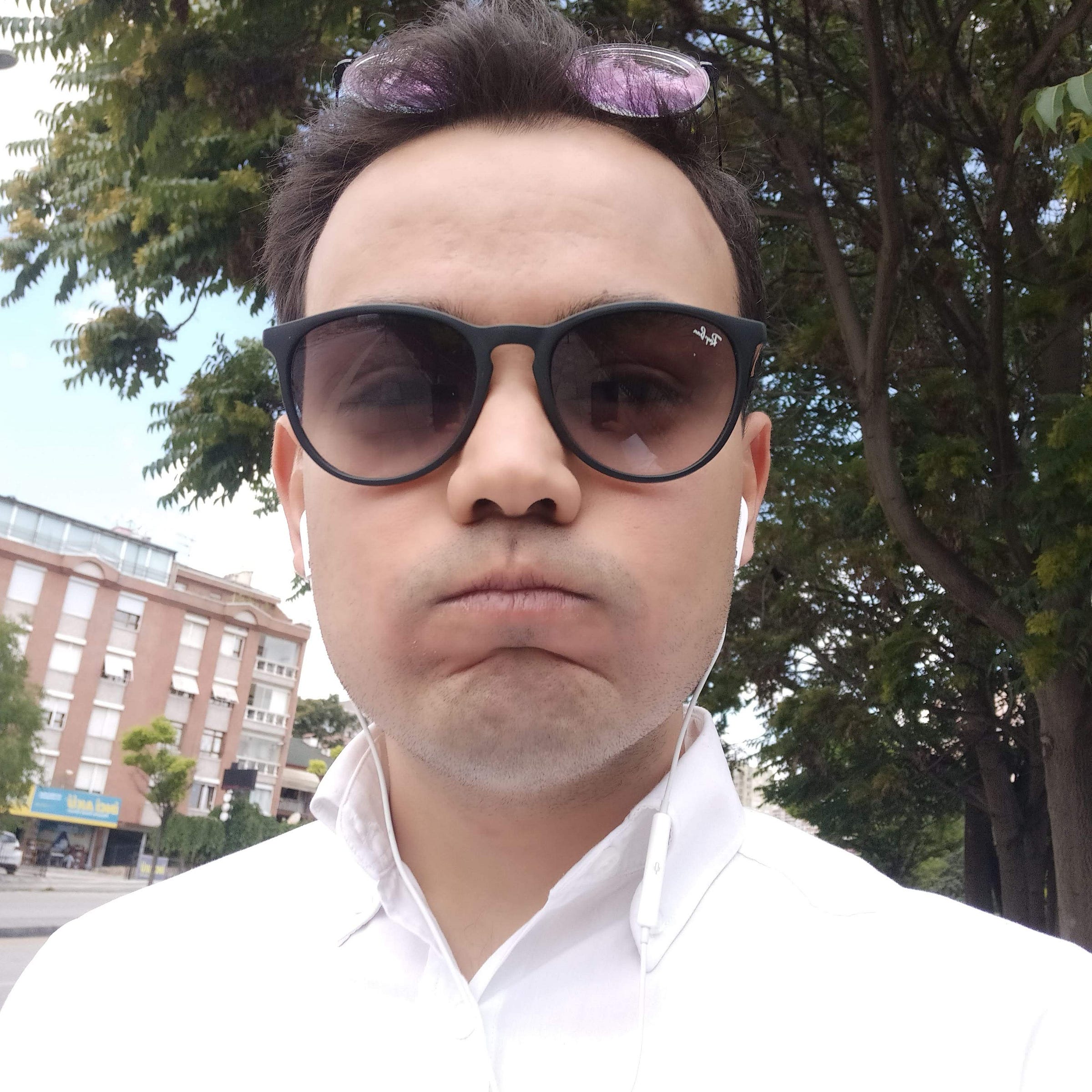 Onur Mert – Medium