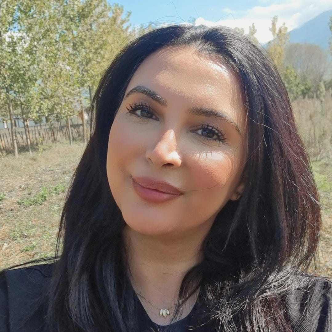About – Azadeh Sharifi Soltani – Medium About – Azadeh Sharifi Soltani – Medium