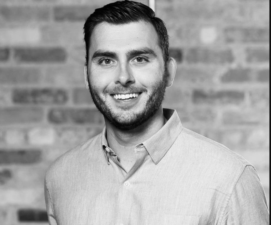 Christian Carr – Medium