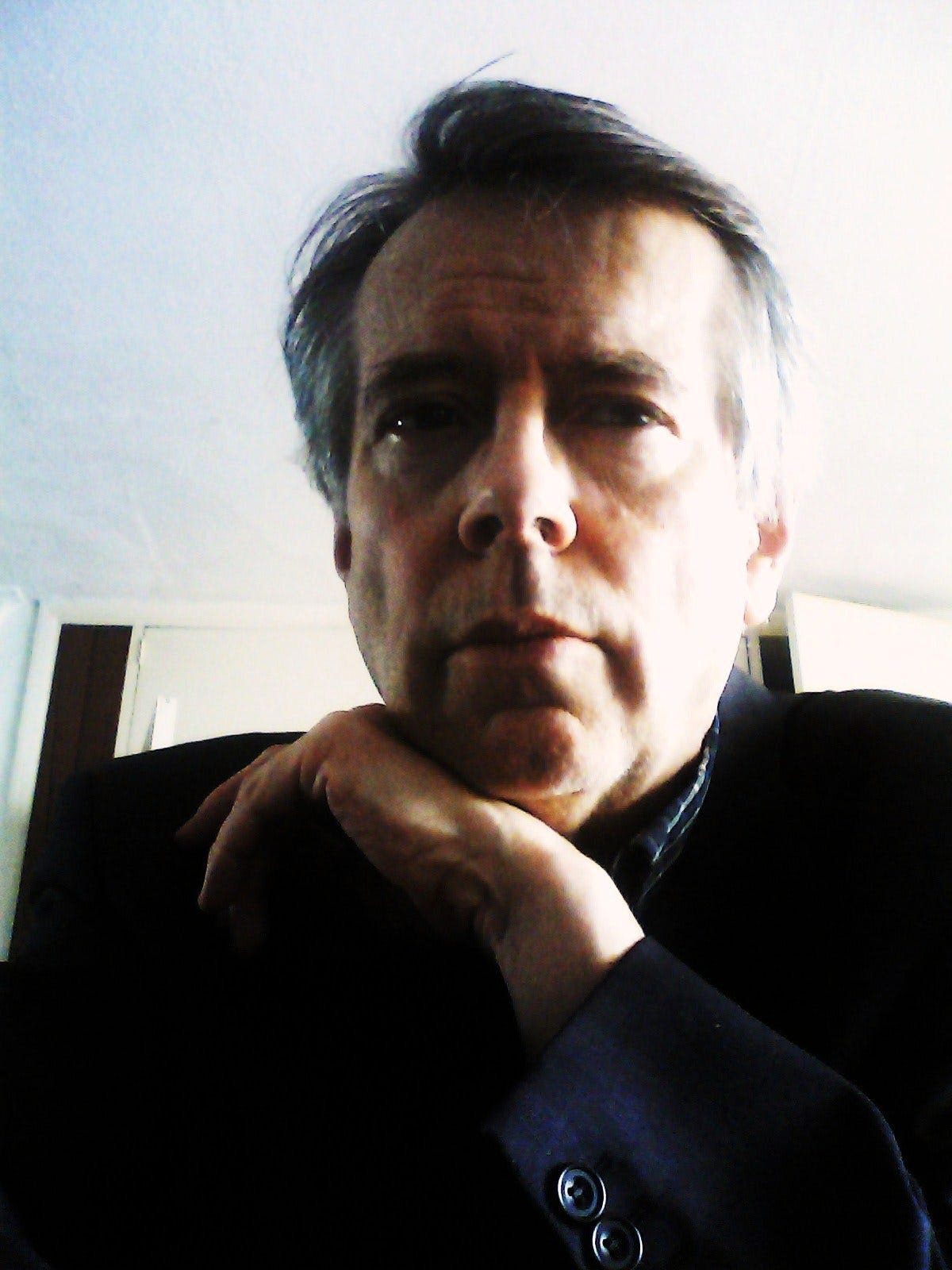 Carl Halling – Medium