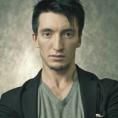 Eldar Asanov – Medium