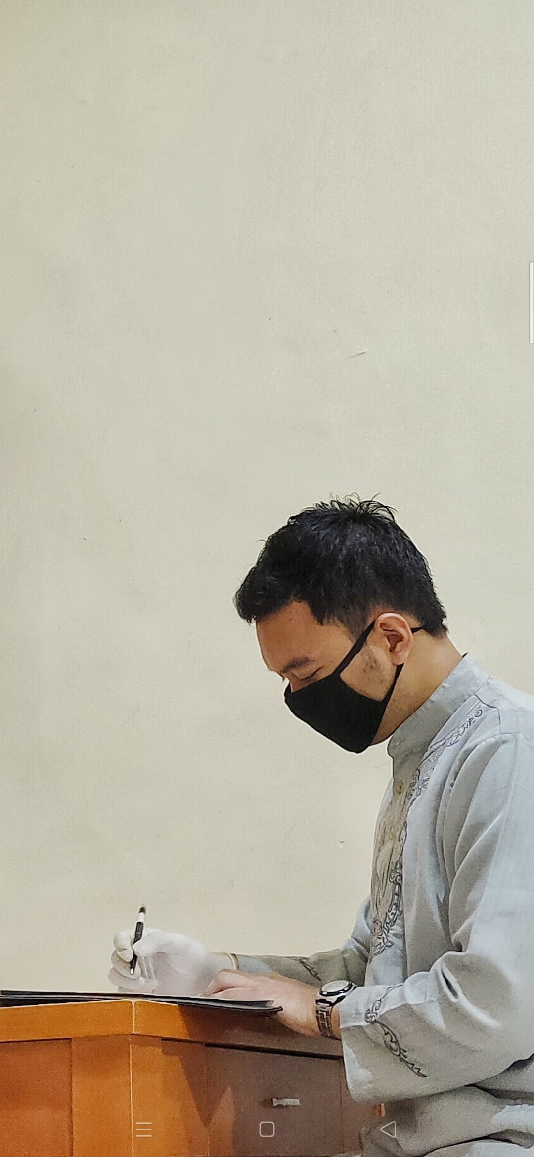 Randy Putra – Medium