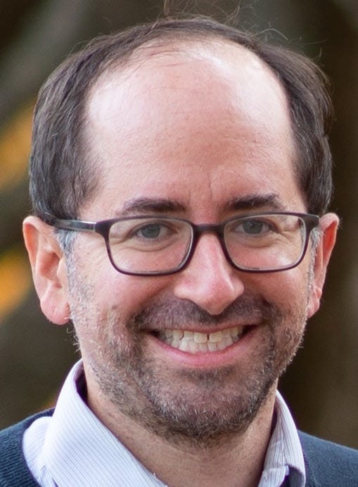Dan Geldon – Medium