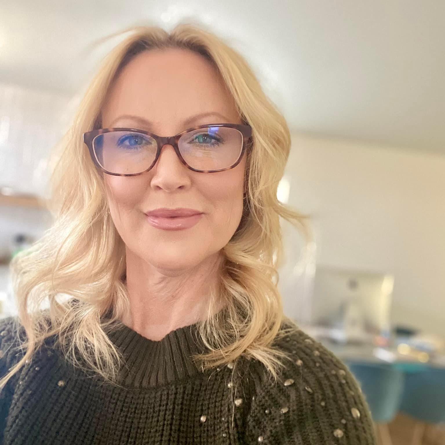 About – Kelly Reeves – Medium