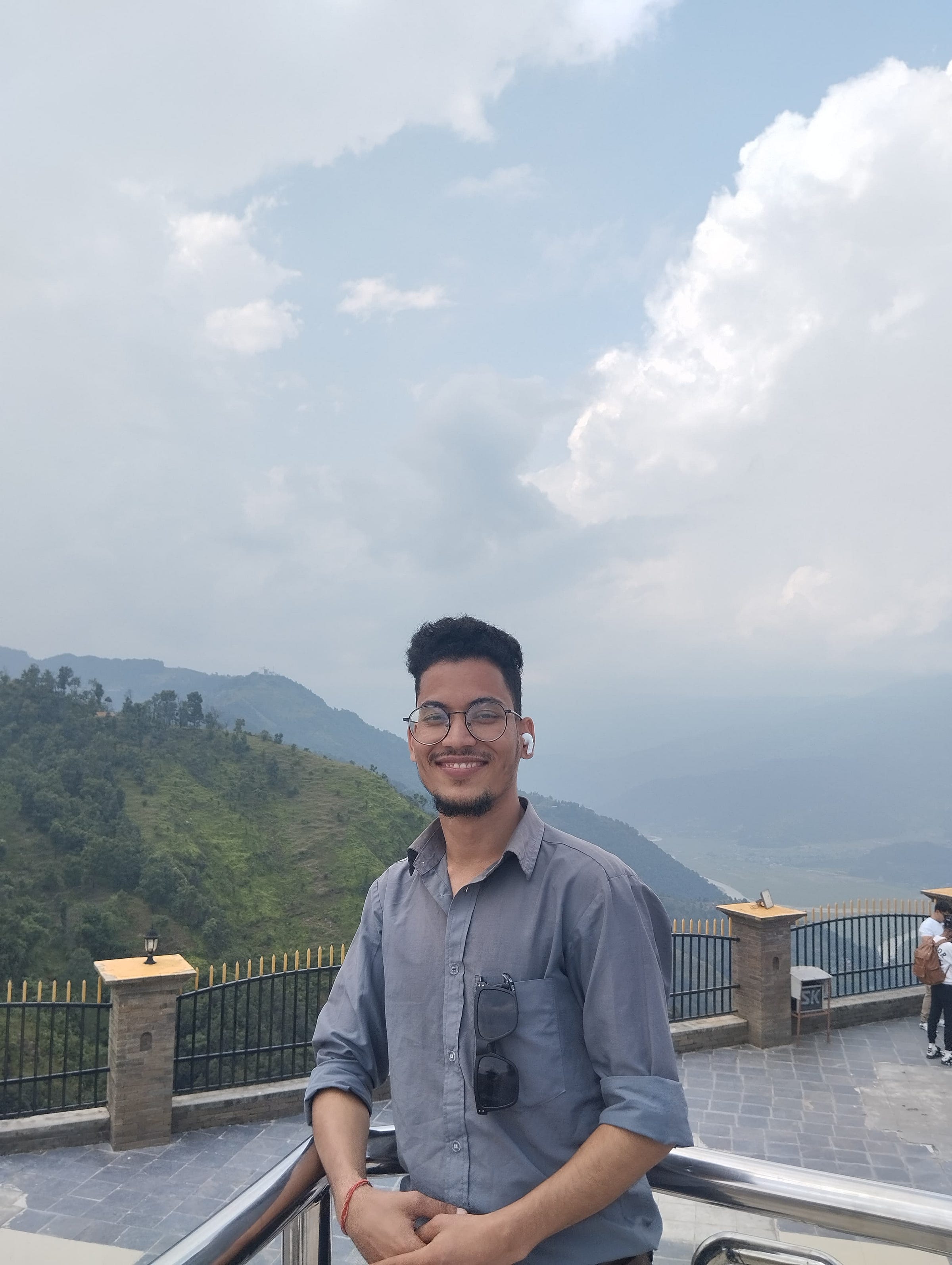 Dammar Khadayat – Medium