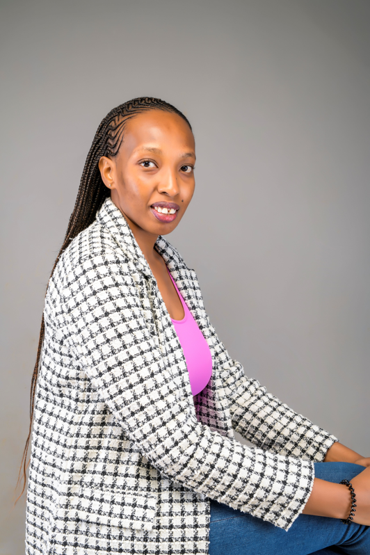 Wamuyu Ivy Muiti – Medium