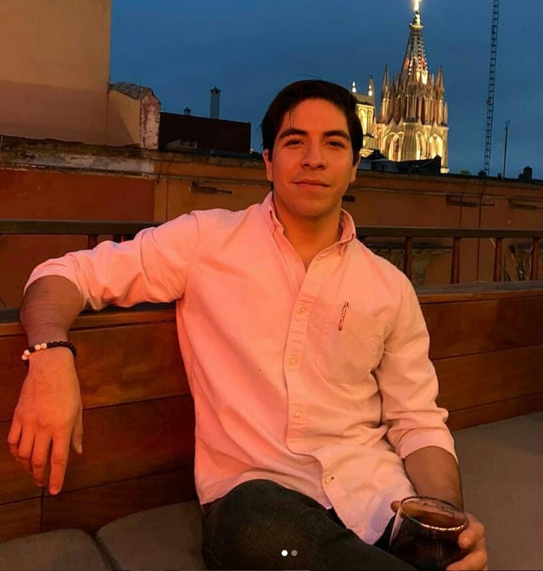 David Hdz – Medium