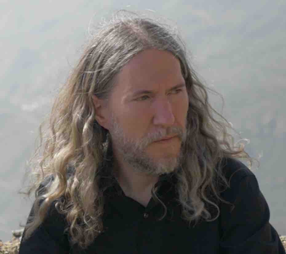 Anthony Metivier – Medium