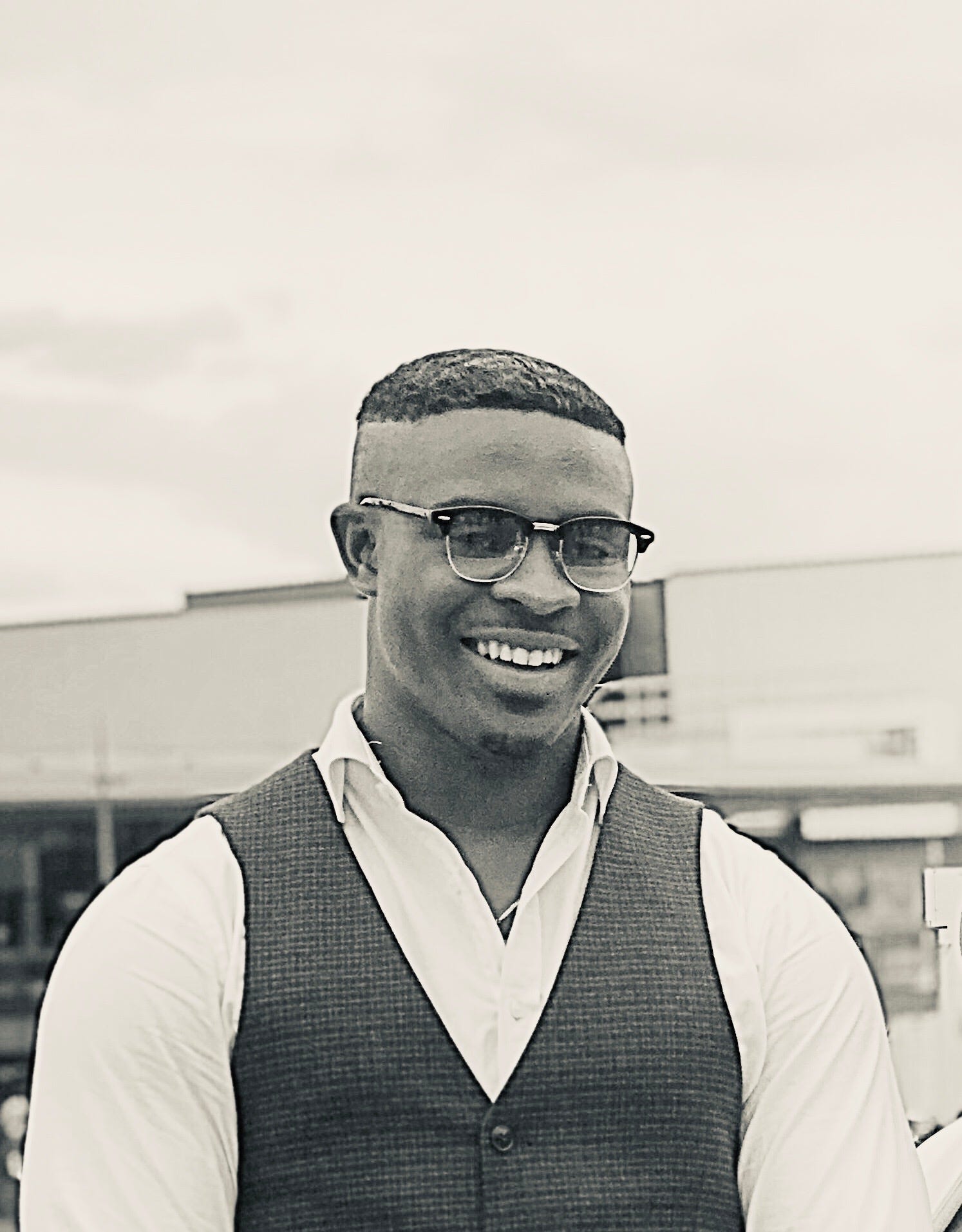 Ade Omisore – Medium
