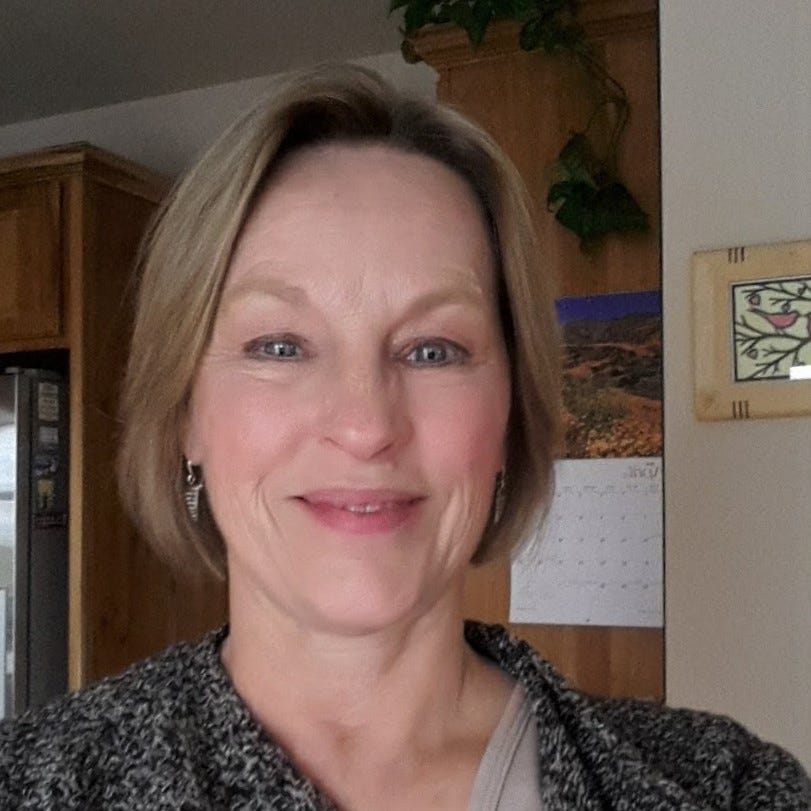 Marilyn Simpson – Medium