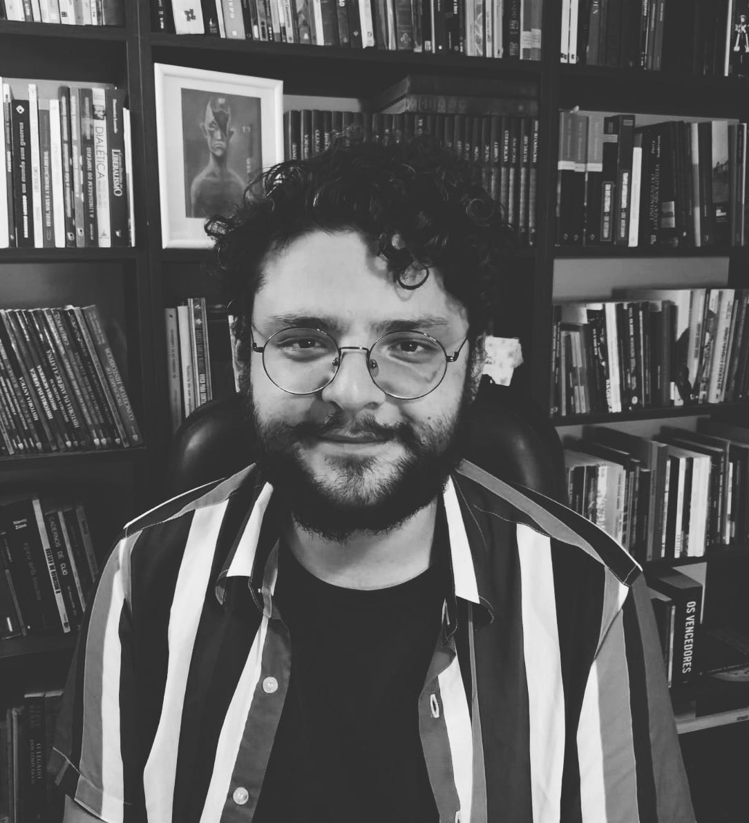 Hector Molina – Medium