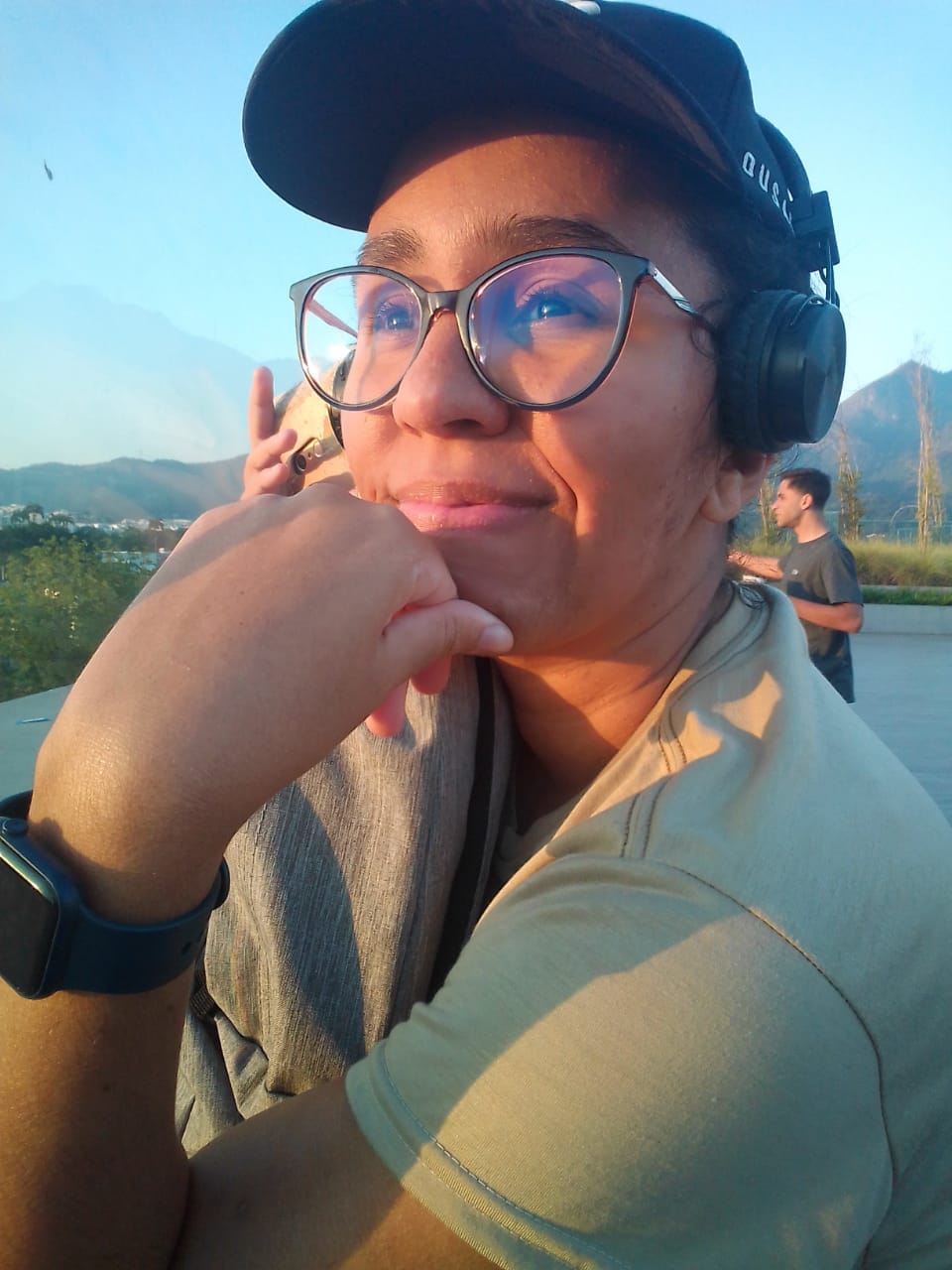 Bruna Telles – Medium