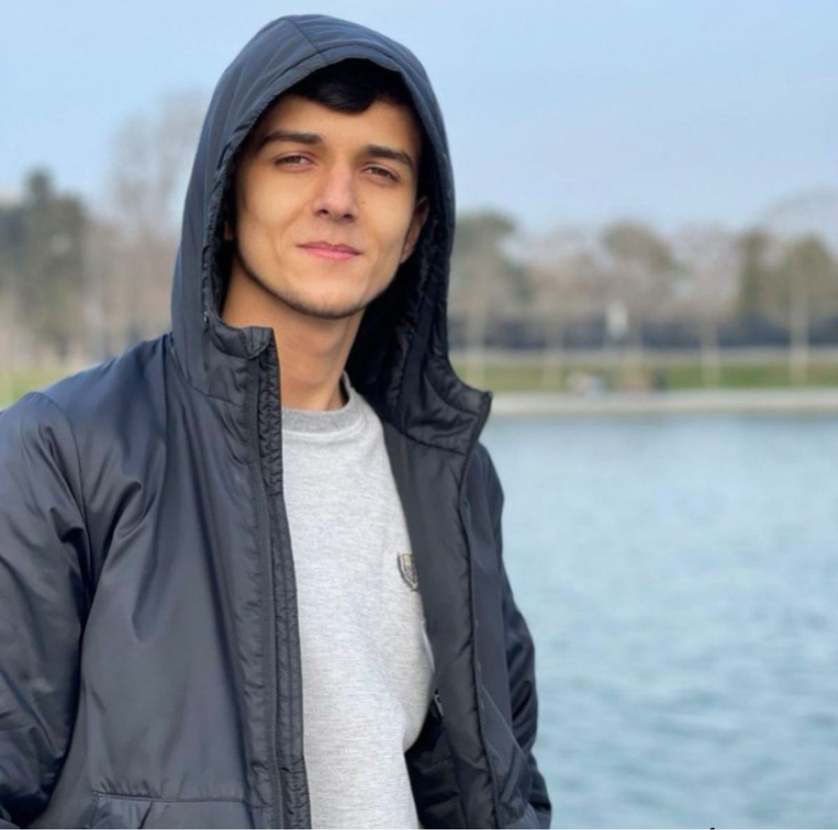 Gardash Aliyev – Medium