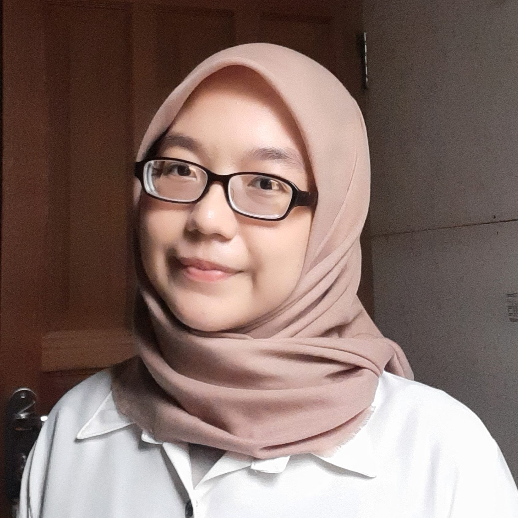 Sri Hartini – Medium