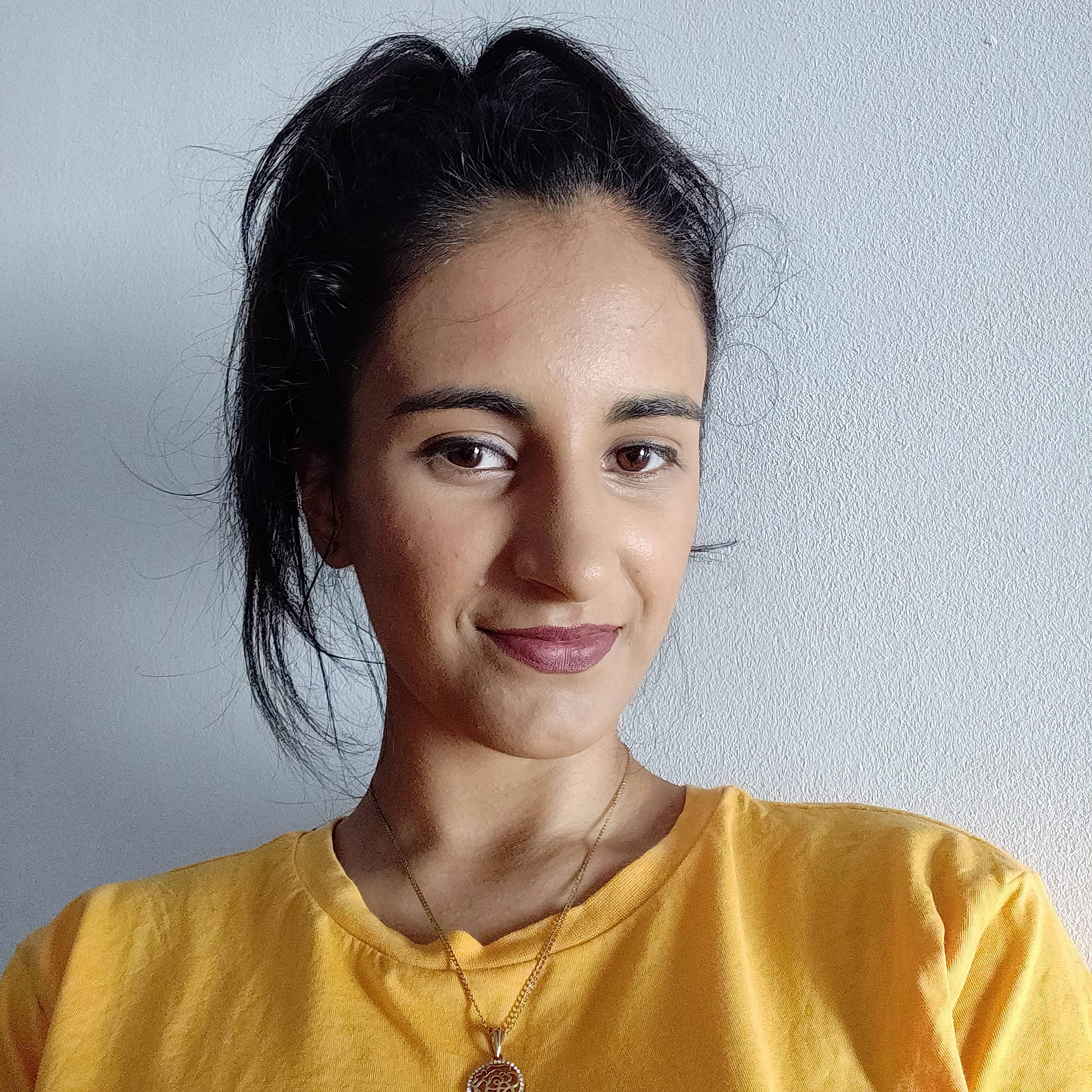 Zahra Deen – Medium