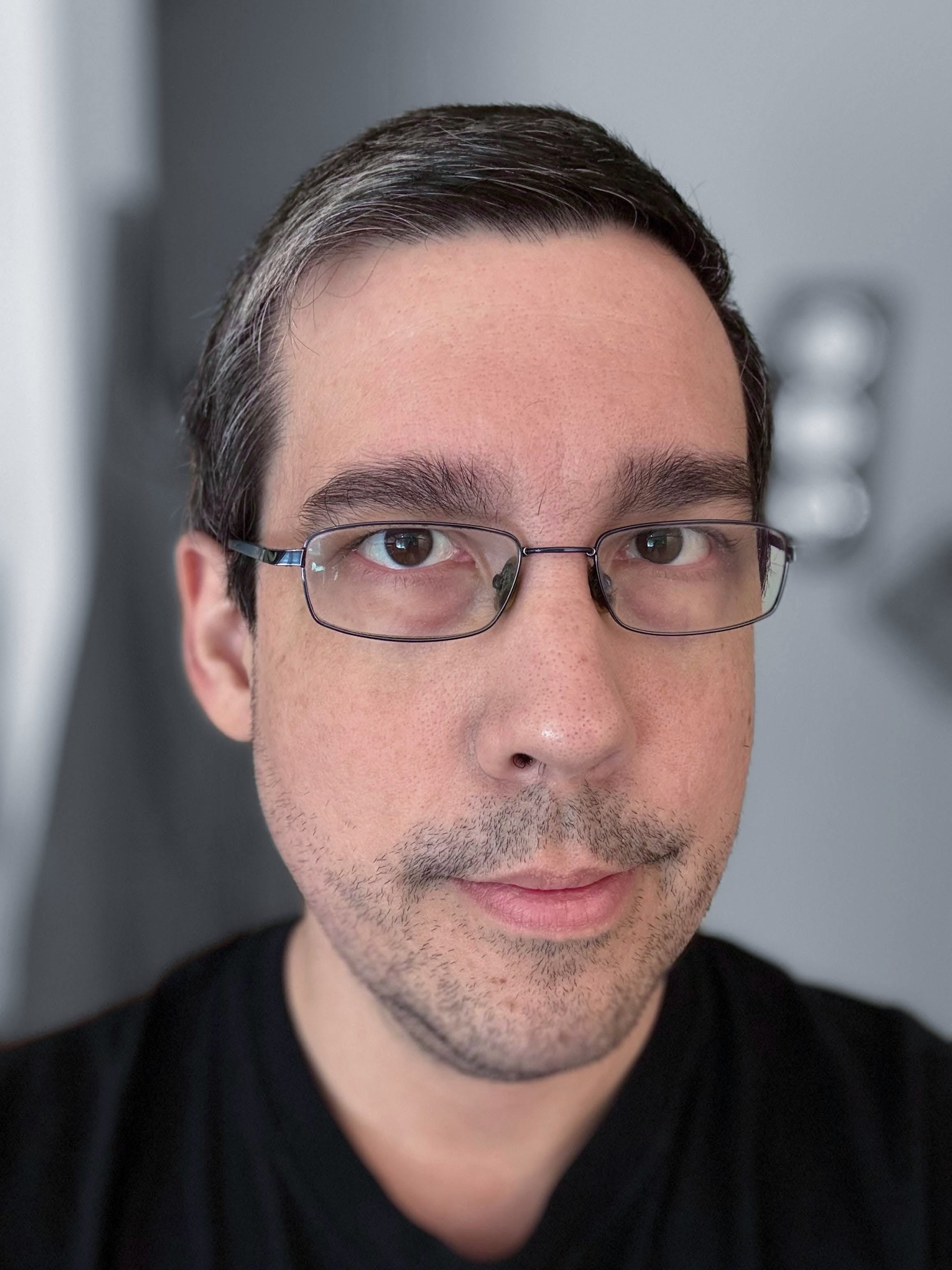 Alex Rowe – Medium