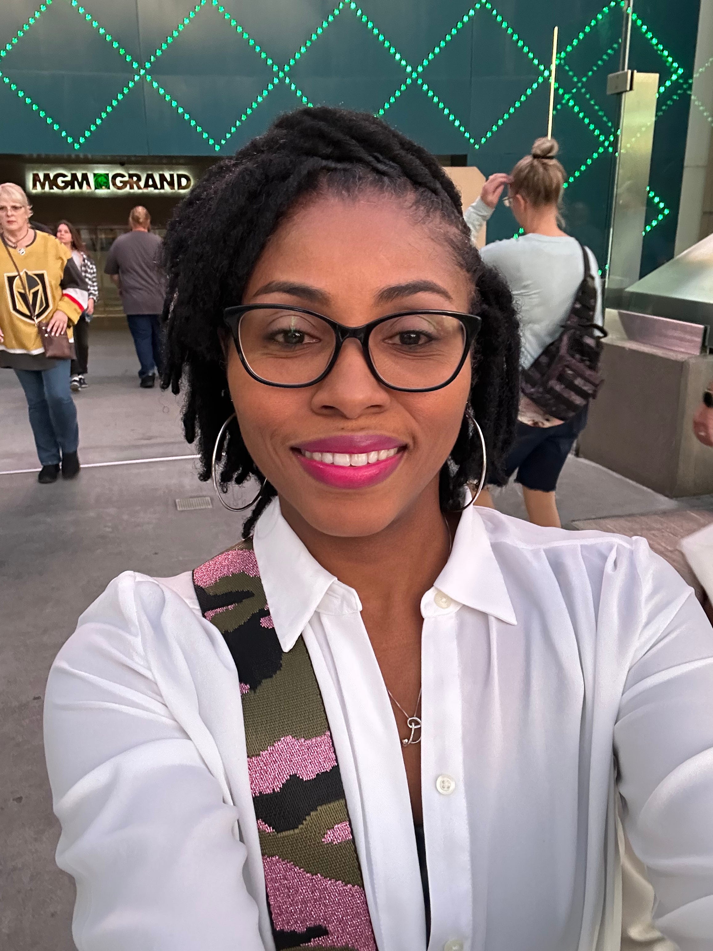 Donna Sims – Medium